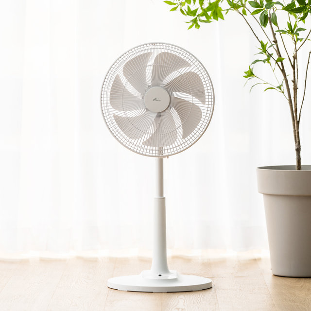 롯데하이마트 | 한일전기 초미풍 데이모던 리모컨 선풍기 EFe-G515R